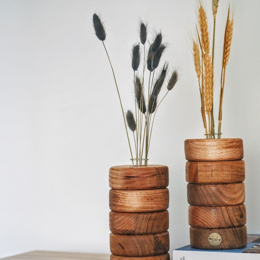Caterpillar Vase – ONYX & PEARL
