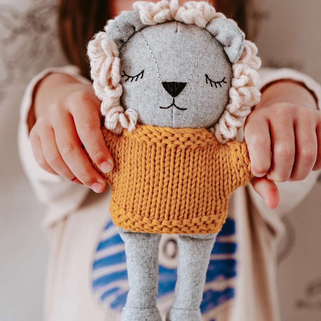 Percy Lion – ONYX & PEARL